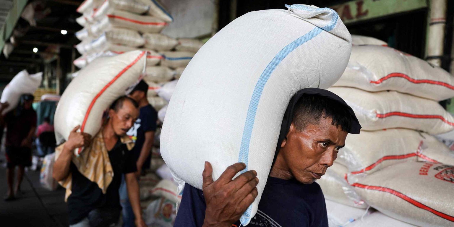 Indonesia unveils $1.48bn stimulus to fight energy crisis, currency ...